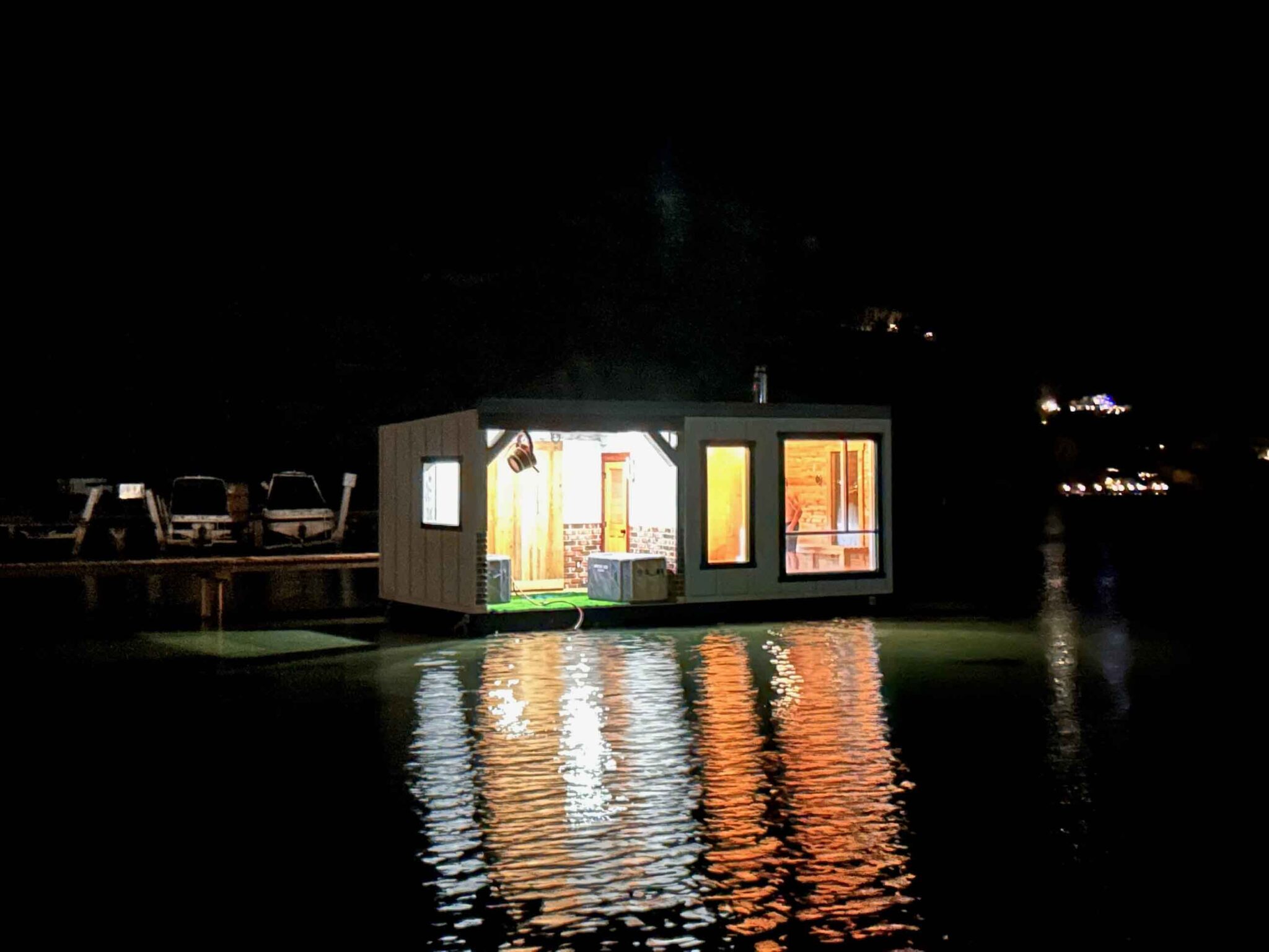 Kelowna's Floating Sauna